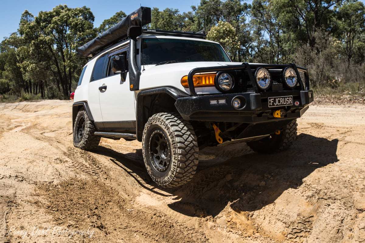 79 series Landcruiser V8 Turbo Diesel Dual cab Ute Review.