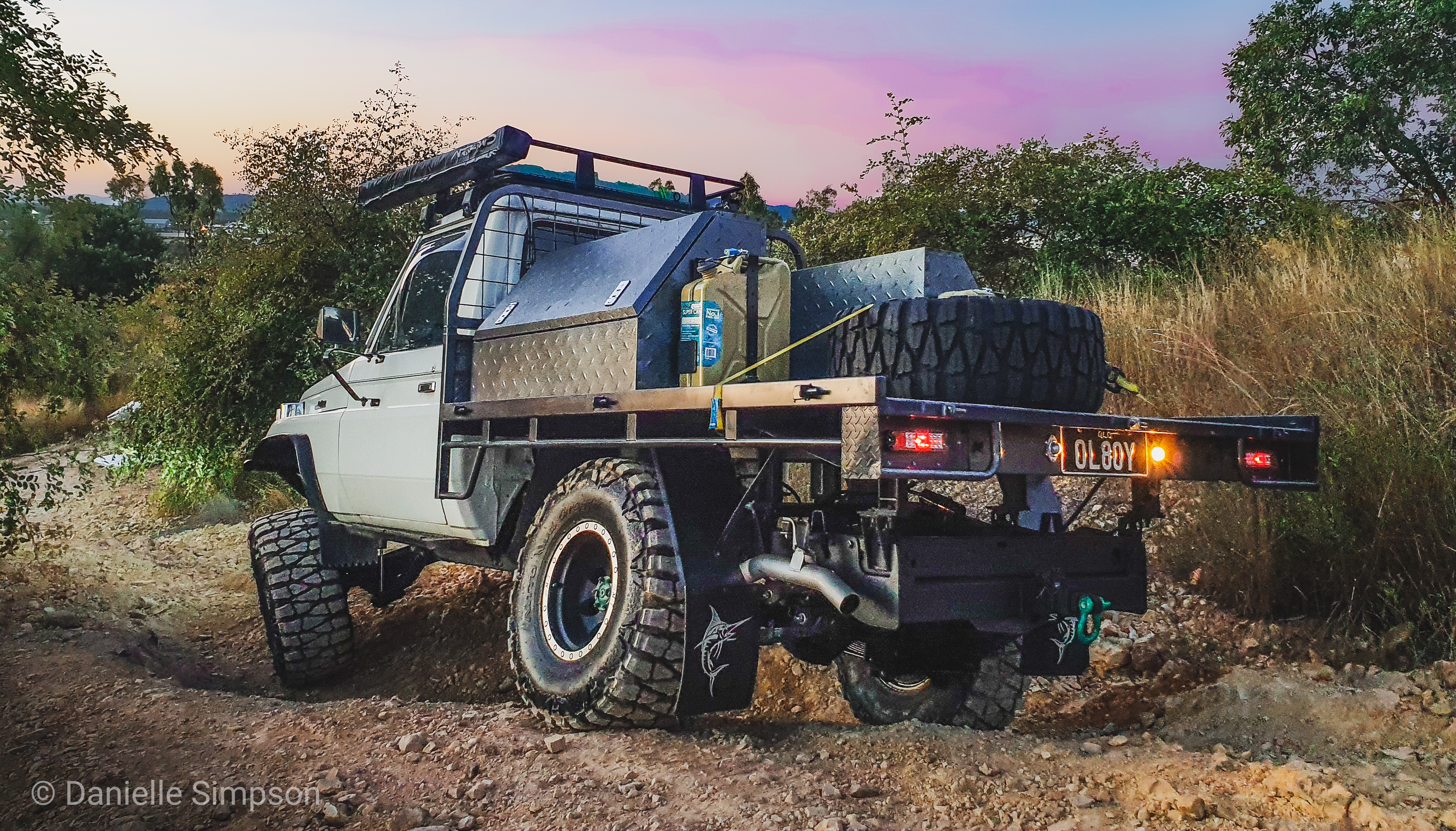 Toyota Landcruiser 75 Series Modified 
