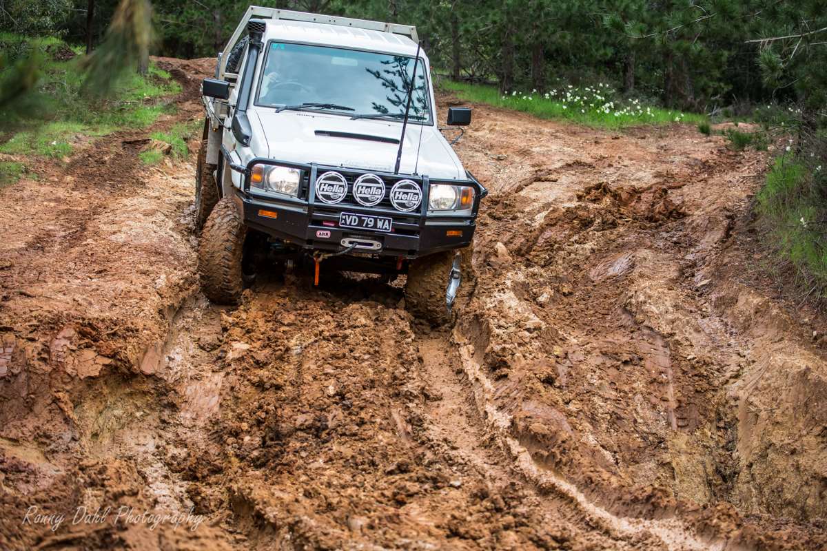 Modified 79 series Landcruiser, Episode 4.